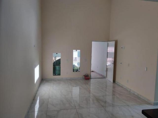 VENDO LINDA CASA DE 180m2 NO IAPI DO GUARÁ II RUA COM ASFALTO 98150 8787