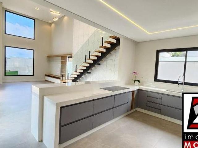 Vendo linda casa em condomínio no Brisas Jundiaí, alto padrão, aceita financiamento e FGTS