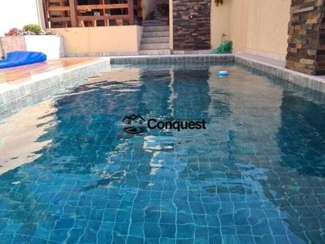 Vendo Linda Casa 3 Quartos, 3 Vagas Garagem, Piscina Bairro Icaivera Betim !