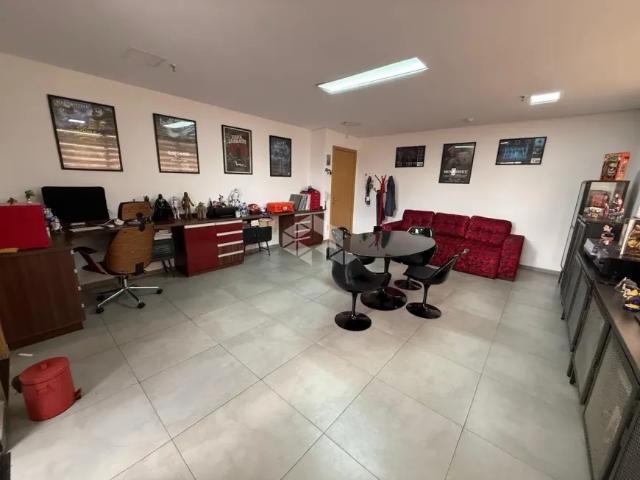 Vendo Linda Sala Comercial entre o Belém e a Mooca