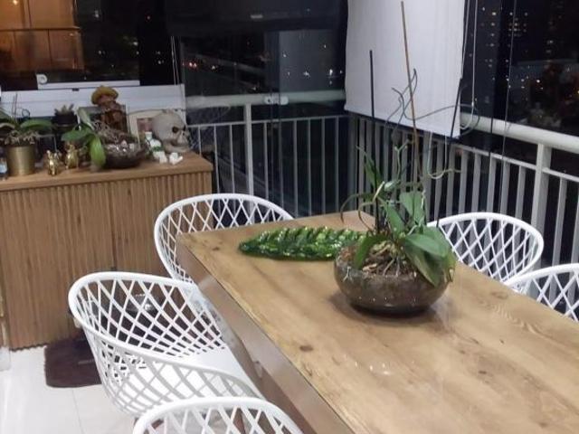 Vendo lindo apartamento de 70 m2 02 suites