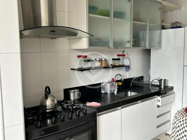 Vendo lindo apartamento na Região do Bairro Goiabeiras, muito bem localizado, sendo 2 aptos por anda