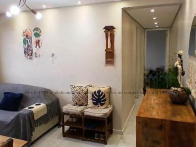 VENDO LINDO APARTAMENTO NO BAIRRO CIDADE ADEMAR!