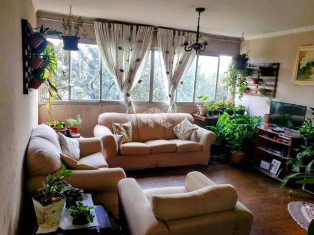 Vendo Lindo Apt na Mooca Av Principal do Bairro