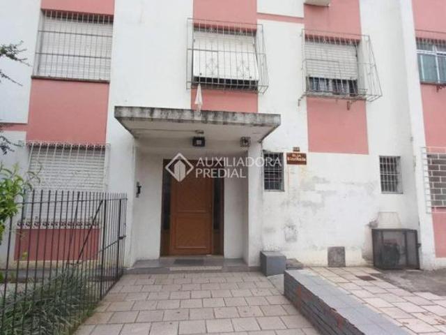Vendo lindo JK, mobiliado de muito bom gosto, pronto para morar, claro, com sol da manhã