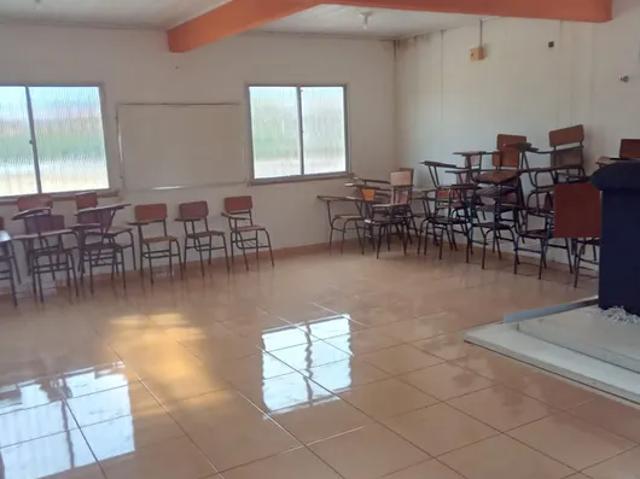 Vendo Lindo Prédio na Redenção com Galpão Ótimo para Investimento