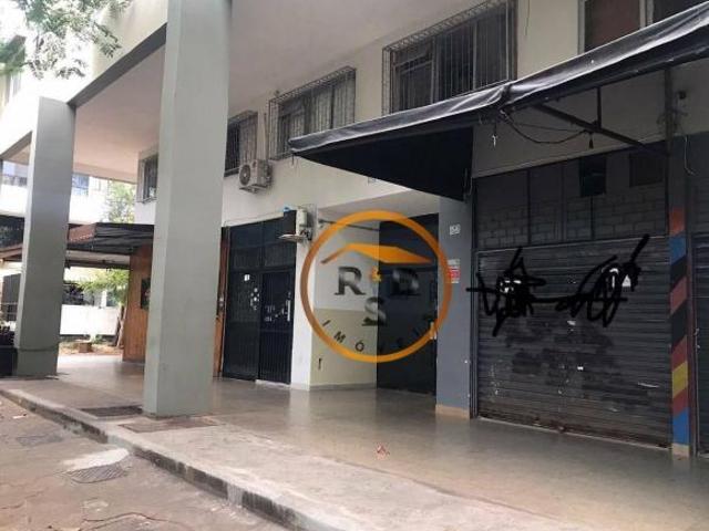 VENDO LOJA CLN 408 DESOCUPADA