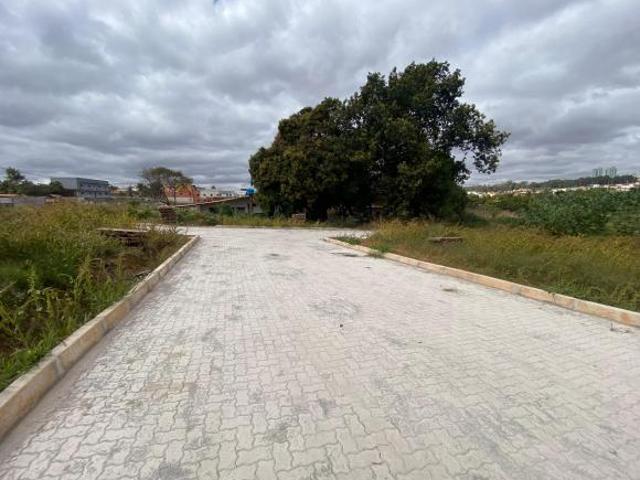 VENDO LOTE NA VICENTE PIRES EM CONDOMÍNIO FECHADO AC CARRO VISTA LIVRE!