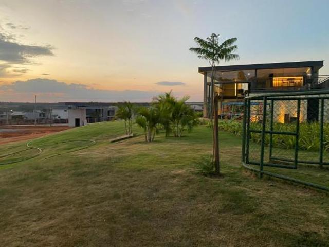 VENDO LOTE NO ROYAL BOTÂNIC CONDOMÍNIO DE LUXO COM ESCRITURA ?AC FINANCIAMENTO!