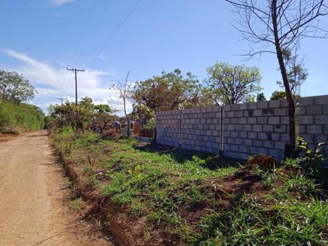 VENDO LOTE EM SAMAMBAIA DE 20.000m2 ÓTIMO PARA FAZER LOTEAMENTO!