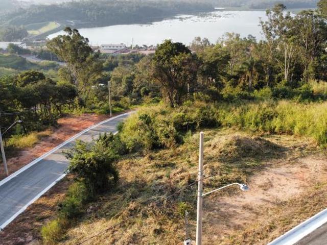 Vendo! Lote em Sarzedo