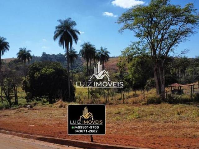 Vendo Lote 278.02m² Bairro São Sebastião São Gotardo MG