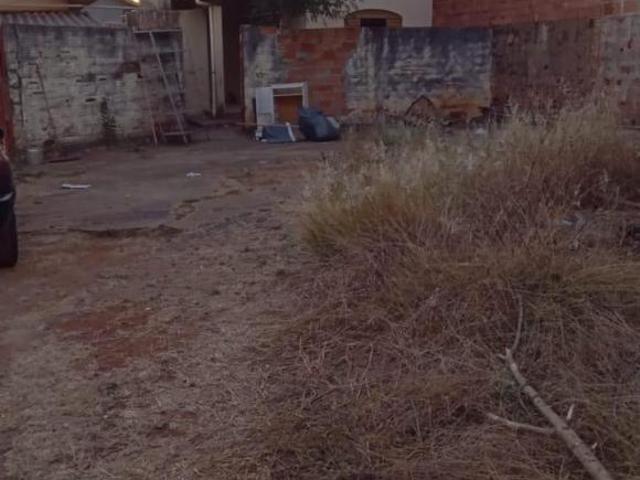 VENDO LOTE 600m² VILA SÃO JOAQUIM APARECIDA DE GOIÂNIA Lote à Venda, 600.00 por R$ 350000.00 no seto