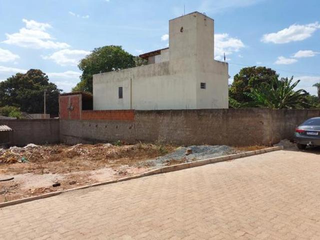 VENDO LOTES PARK WAY CHACARAS CONDOMÍNO FORMADO DE 220 A 458 M²