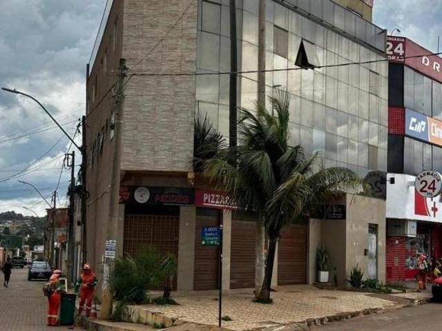 VENDO MARAVILHOSO PRÉDIO DANDO R$ 20 mil DE RENDA NA ESTRUTURAL98150 8787