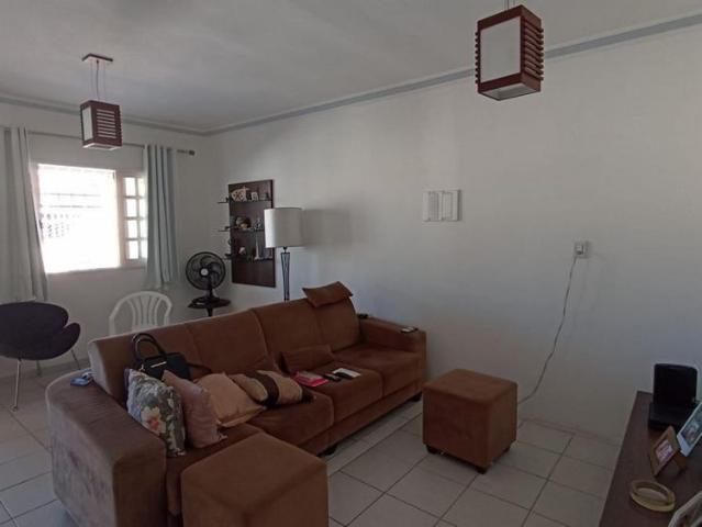 Vendo Ótima Casa No Aeroporto
