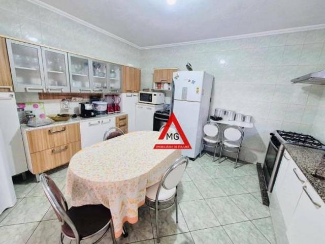 VENDO ÓTIMA CASA COM 3 QUARTOS, NO BAIRRO SANTO ANTÔNIO EM ITAJUBÁ MG