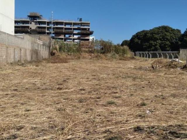 VENDO ÓTIMA PROJEÇÃO RESIDENCIAL 1120M2 ÁGUAS CLARAS