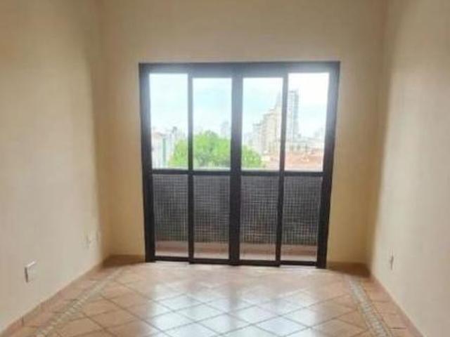 Vendo ótimo Apartamento de 1 dormitório com sacada e garagem privativa no Embaré