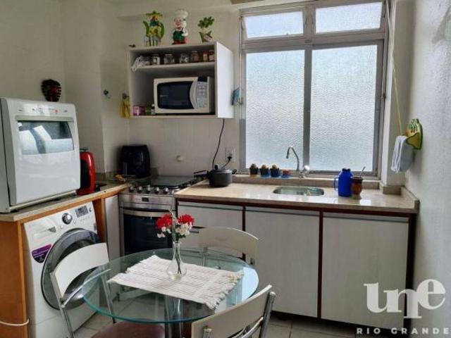 Vendo ótimo apartamento de frente com posição solar maravilhosa