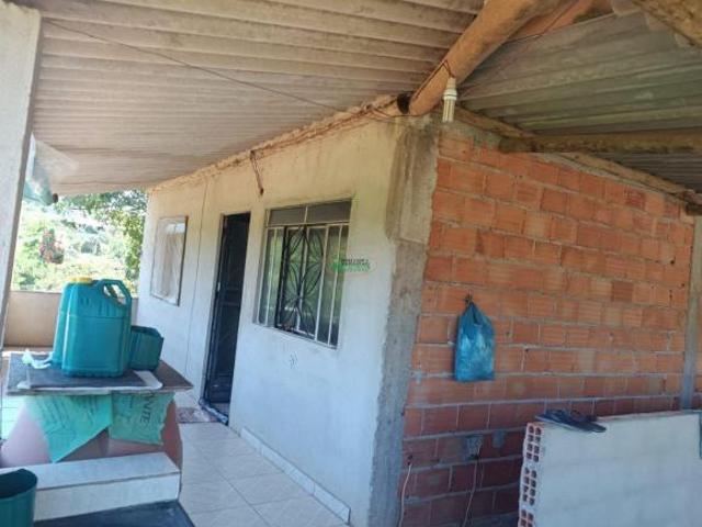 VENDO OU TROCO CASA NO ESTRELA DALVA CAETANÓPOLIS MG