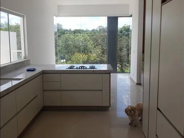 Vendo ou Alugo Frente para o lago com piscina. Direto com o proprietário