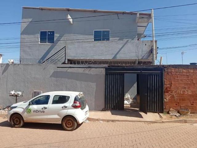 Vendo Prédio no Cond Buritis, Sol Nascente, Com 08 quitinetes! Renda garantida!