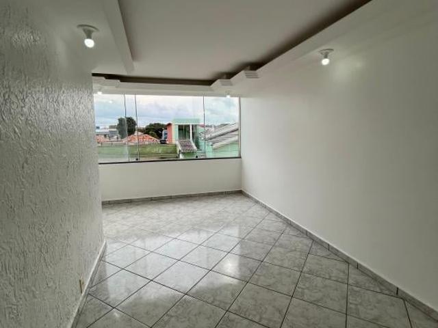VENDO QI 08, VAZADO, 1. ANDAR. 61 99966 7546