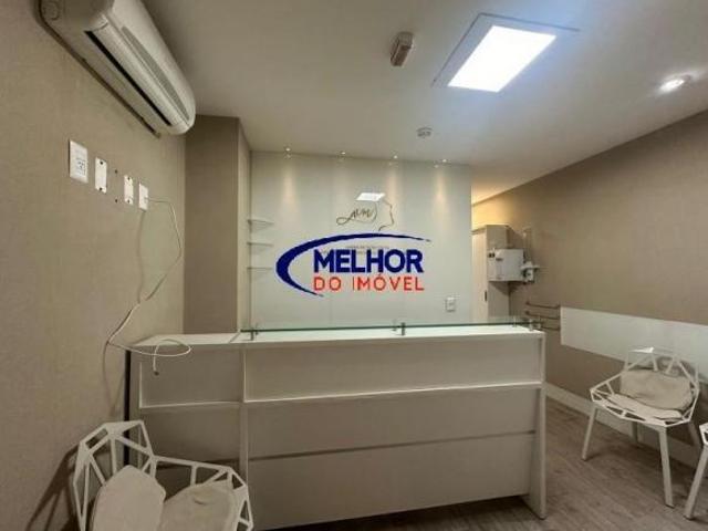 Vendo sala médica no setor Hospitalar Sul I Reformada e desocupada