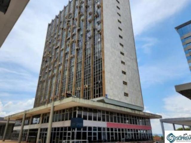 VENDO SALA COMERCIAL NO SETOR BANCÁRIO NORTE