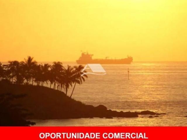 Vendo Sobrado na Praia do Curral, Ilhabela, 6 quartos,2 salas comerciais Imperdível!