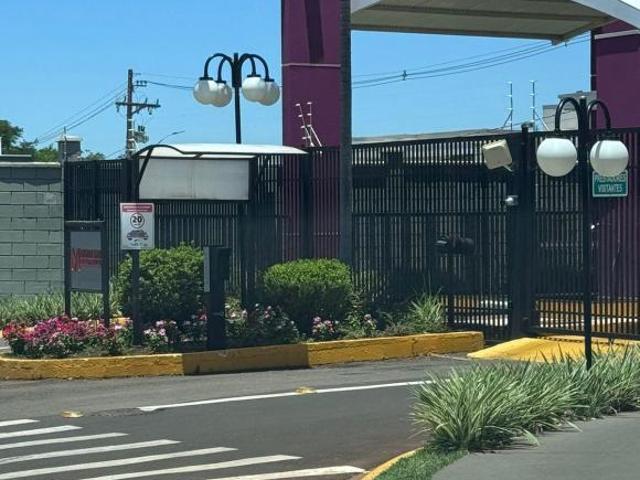 Vendo Sobrado Alto padrão na cidade Arthur Nogueira á 10 min. de Holambra SP