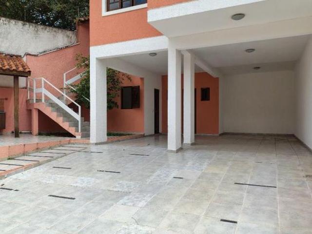 Vendo sobrado com 3 Dormts e 3 suítes Vila São Francisco