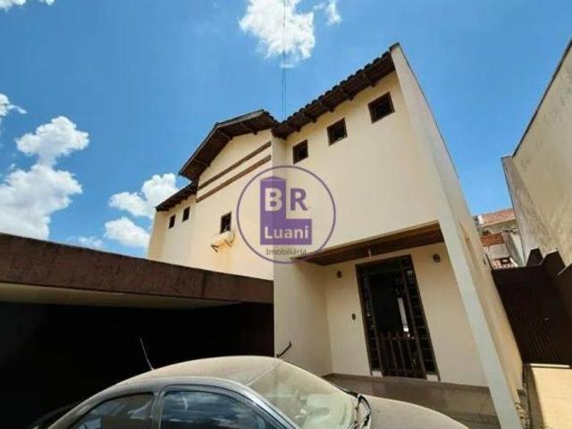 Vendo Sobrado com 3 Quartos e 4 banheiros no Jardim Maringa R$ 1.200.000