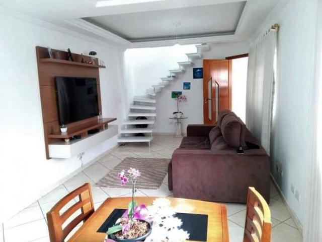 Vendo Sobrado com Três Quartos e Churrasqueira na Plataforma Mongaguá
