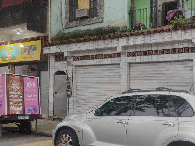 Vendo sobrado com loja e apartamento em Angra dos Reis RJ