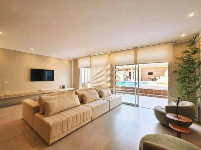 Vendo sobrado com piscina em terreno de 500m² na Vila Galvão
