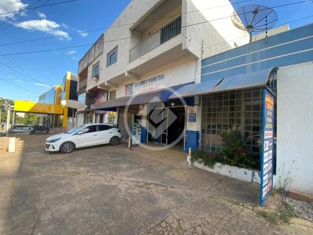 Vendo sobrado comercial e residencial