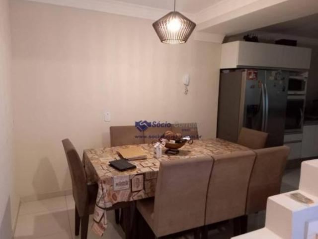 Vendo Sobrado em condomínio fechado com 3 dormitórios 03 vagas 120m² por R$ 650.000 Cocaia Guaru