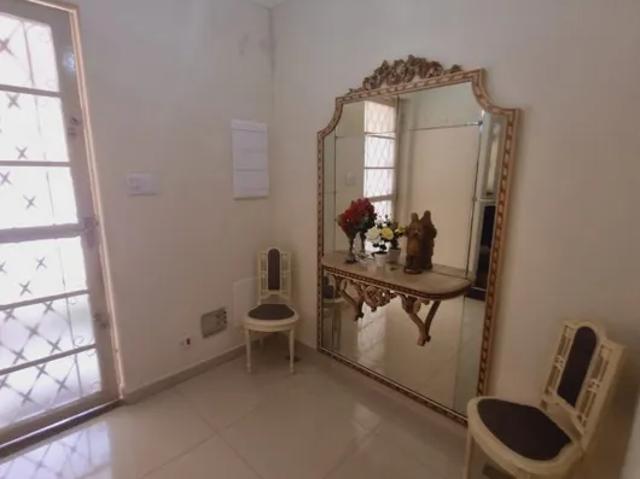 Vendo sobrado grande com edícula no Belém