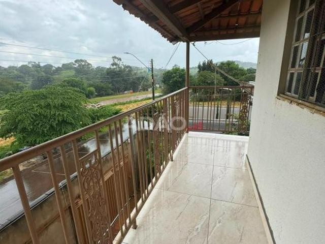 Vendo Sobrado Jardim Progresso Nerópolis Escriturado Casa de Rua com 3 Quarto s por R$ 230000.00