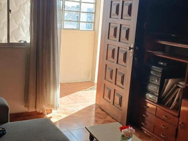 VENDO SOBRADO RUA DAS CAMELIAS EMBU DAS ARTES 207m² de terreno 273m² área construída