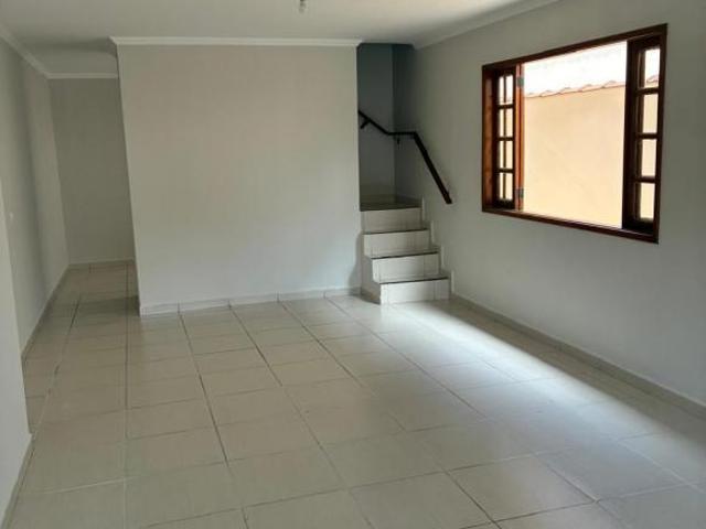 VENDO SOBRADO TRES DORMITORIOS NO MORUMBI SUL VI1043