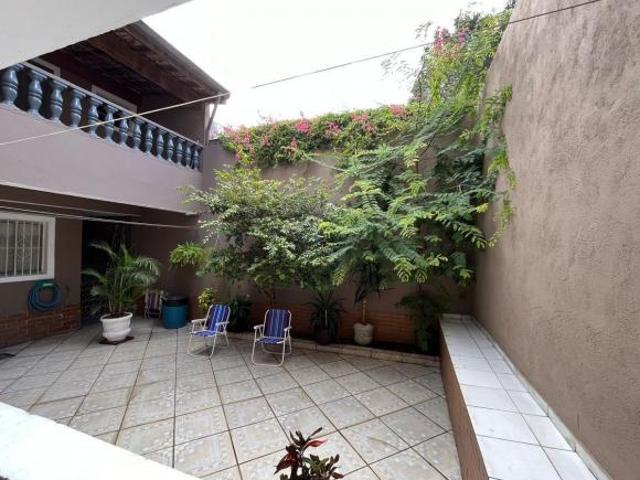 VENDO SOBRADO TRES DORMITORIOS TRES VAGAS NO CAPÃO REDONDO BN0001