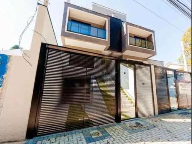 Vendo sobrados na Mercês 3 Quartos e Suíte