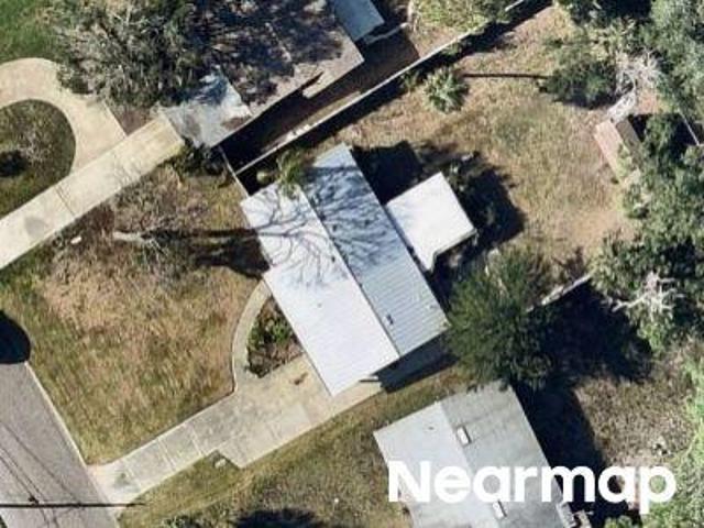 Venetian Blvd NE