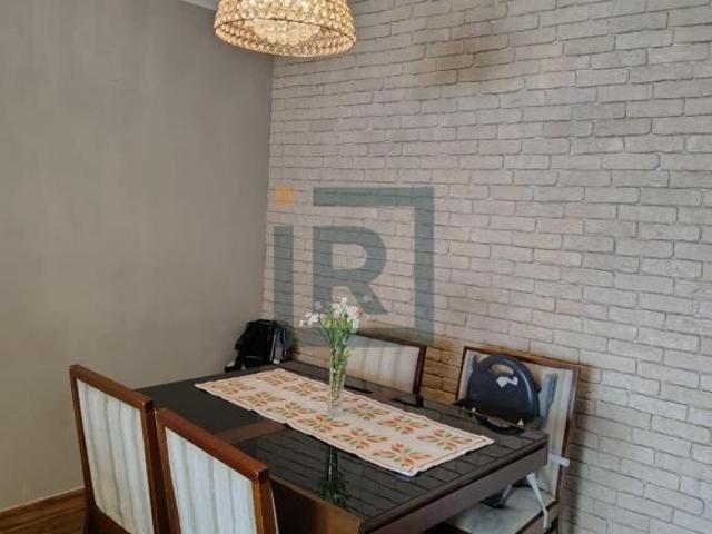 Veneza Apartamento de 86m², com 3 dormitórios, sendo 1 suíte e 2 vagas no Alto da Lapa