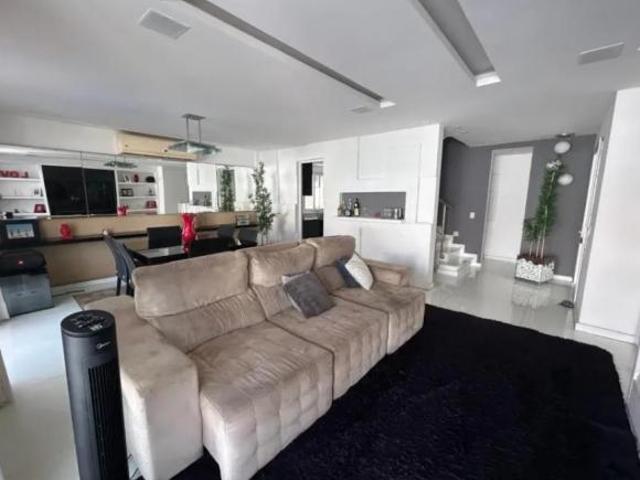 VENHA CONFERIR – Lindo Sobrado Mobiliado com excelente Localização