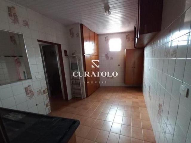 Venha conhecer a casa ideal na Vila Dalila: casa com 156m², 2 quartos e 3 vagas e quintal com ótimo