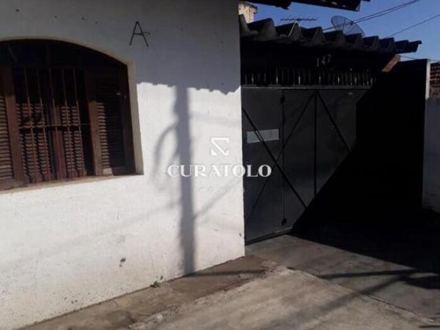 Venha conhecer a casa ideal na Vila Regente Feijó, ao lado da Av. Salim Farah Maluf Casa Ampla com